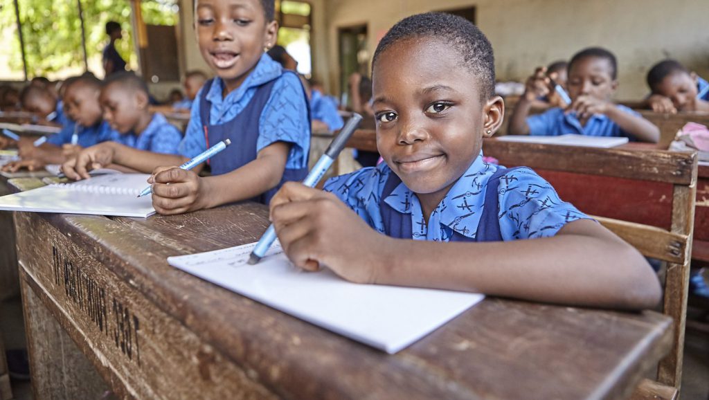 Voorlichting houdt meisjes in Ghana op school - Edukans